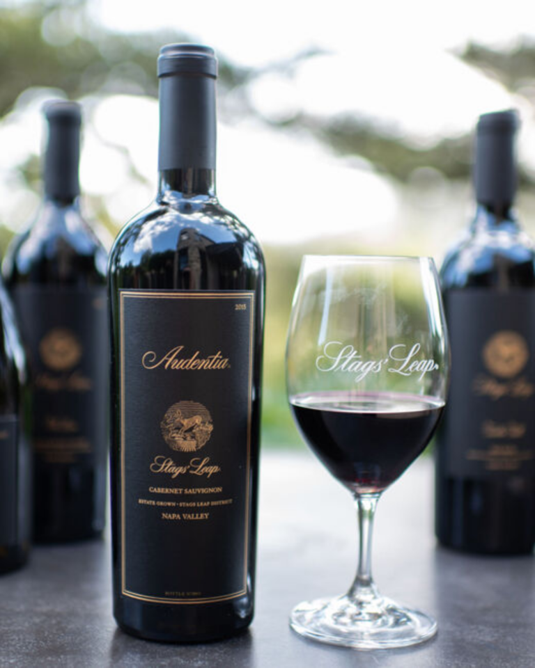 Explore Napa Valley’s Legendary Wineries | Napa Limo Wine Tours